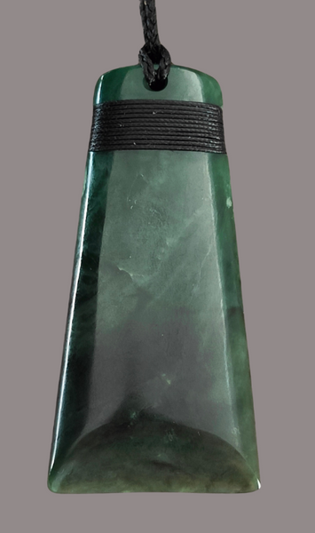 NZ Greenstone Toki - 95mm - Ewan Parker - #124 – Souvenir Factory Shop